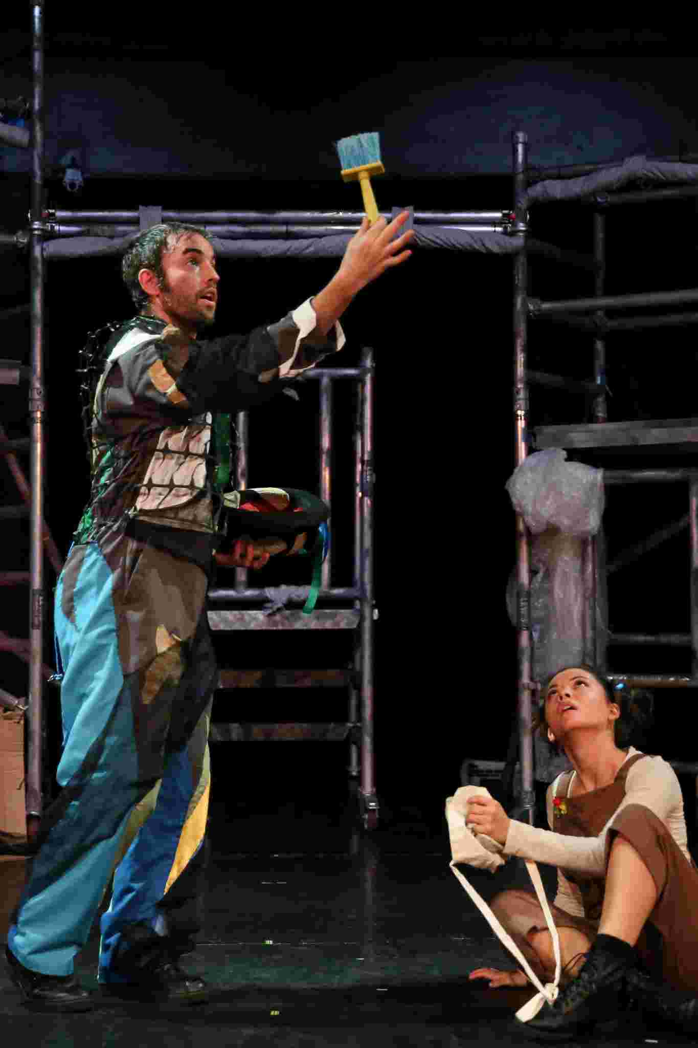 The Magic Paintbrush – Entertain the kids